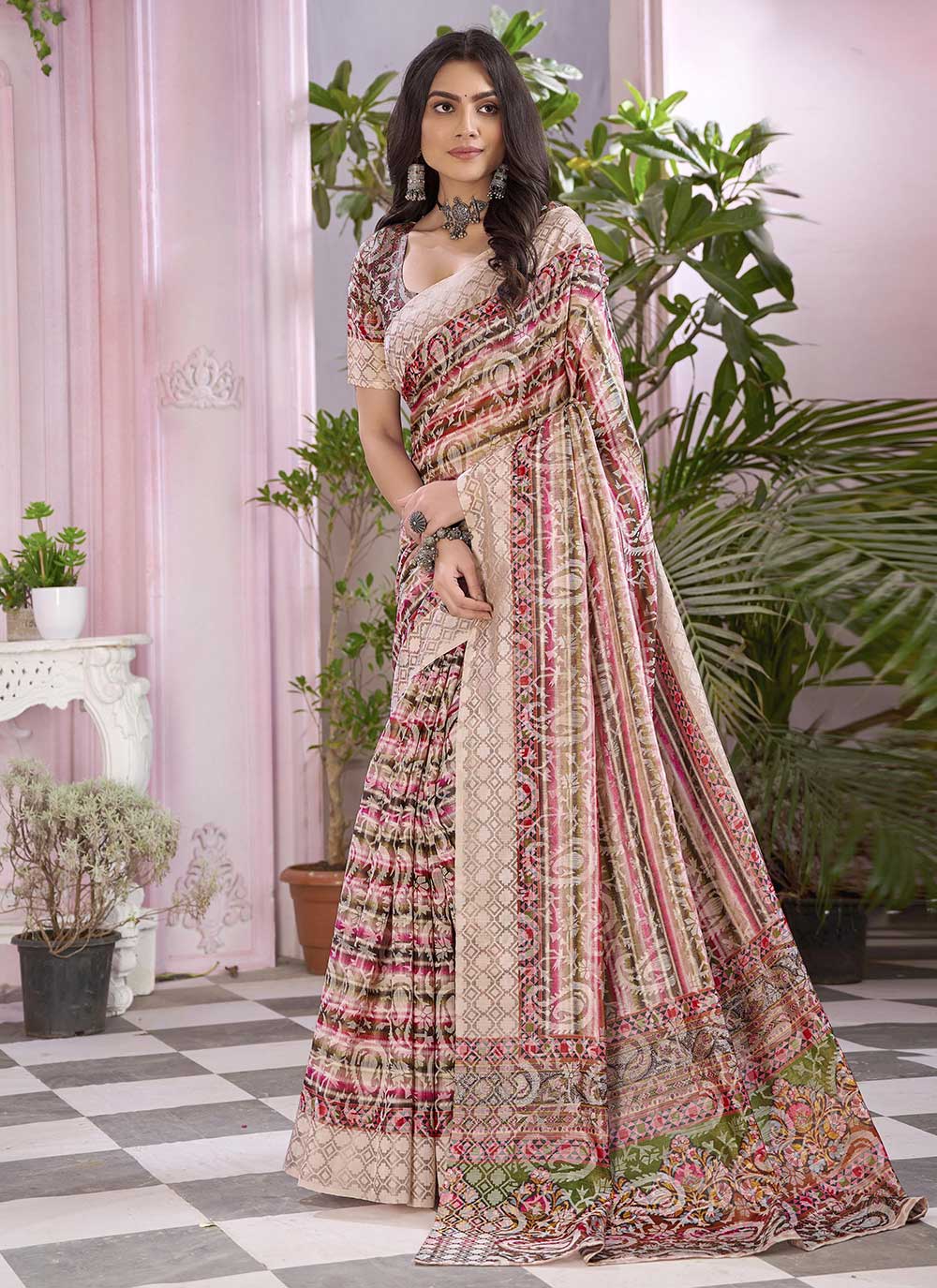 saree- Anishka Creation